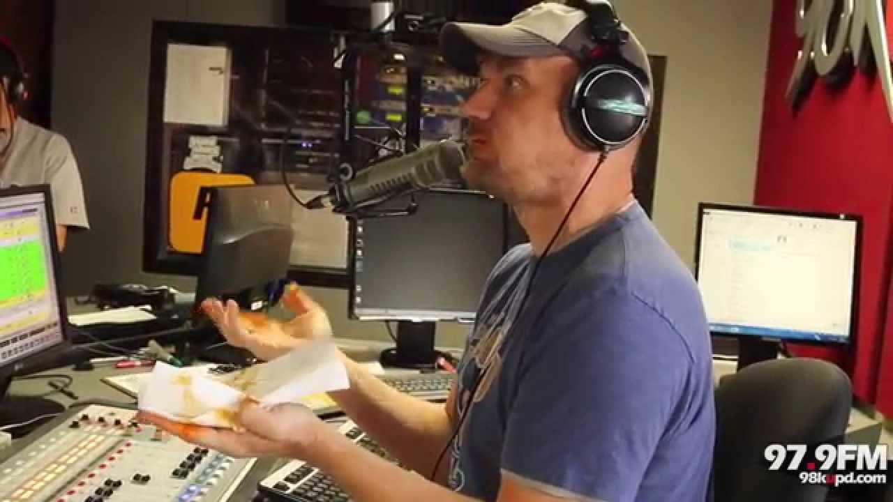 Holmberg's Morning Sickness Takes On Joey Chestnut In A Wing Eating ...