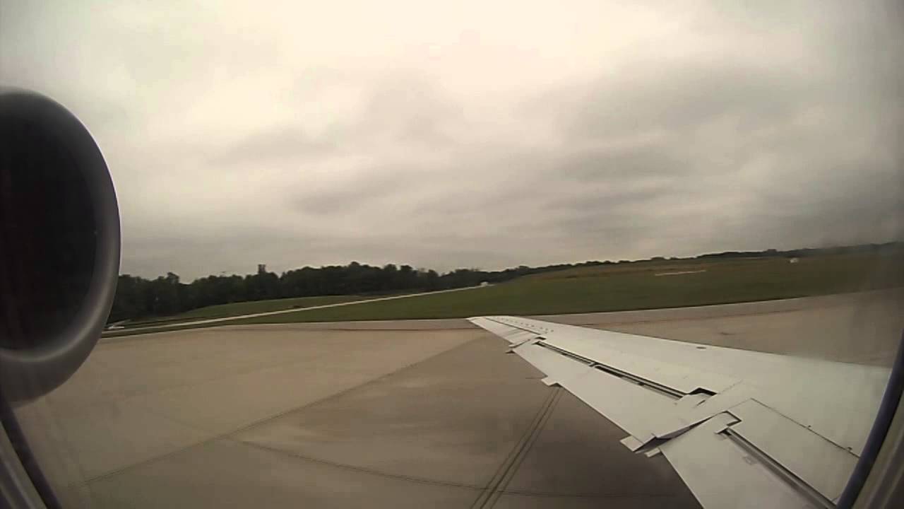 American Eagle ERJ-145 Full Departure [Great Engine Sound] - YouTube