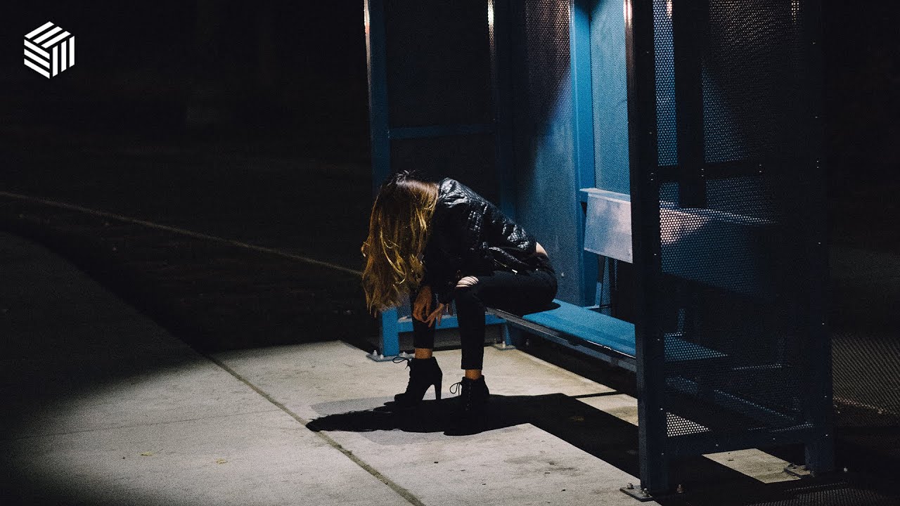 Madaë - Spotlight - YouTube