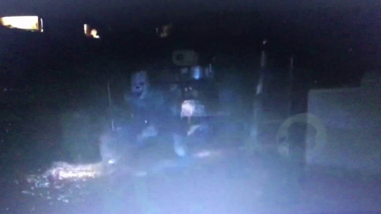Pennywise screaming - YouTube