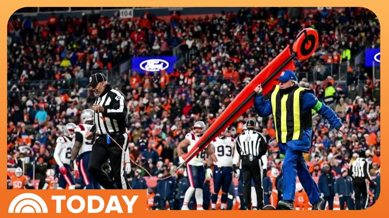 Game changer: How AI is helping NFL referees make calls - YouTube