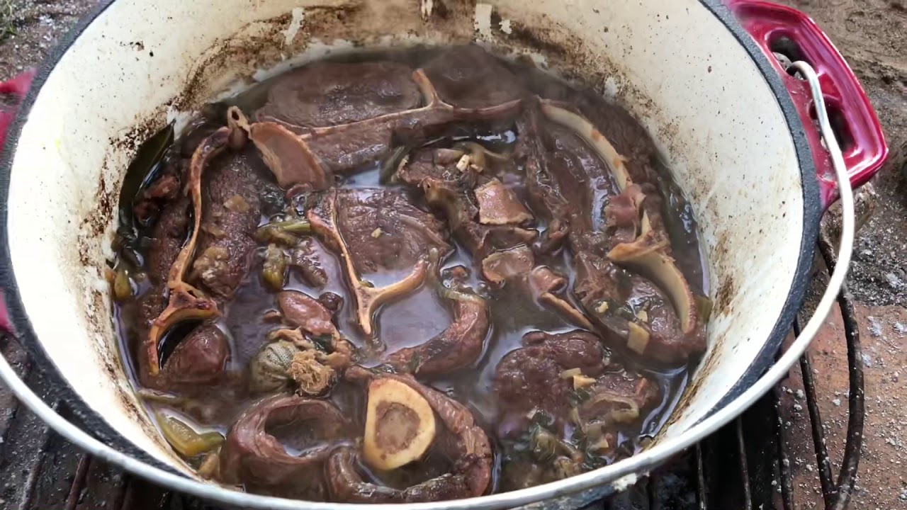 Koedoe Potjie - Wood Fire - YouTube