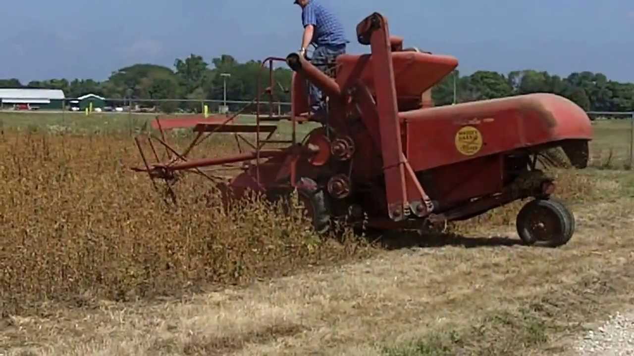 Antique Self Propelled Combines Harvesting Soybeans - YouTube
