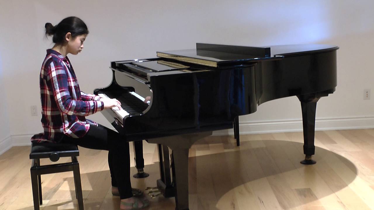 Rondo by Hummel, Isabella (12 years old) - YouTube