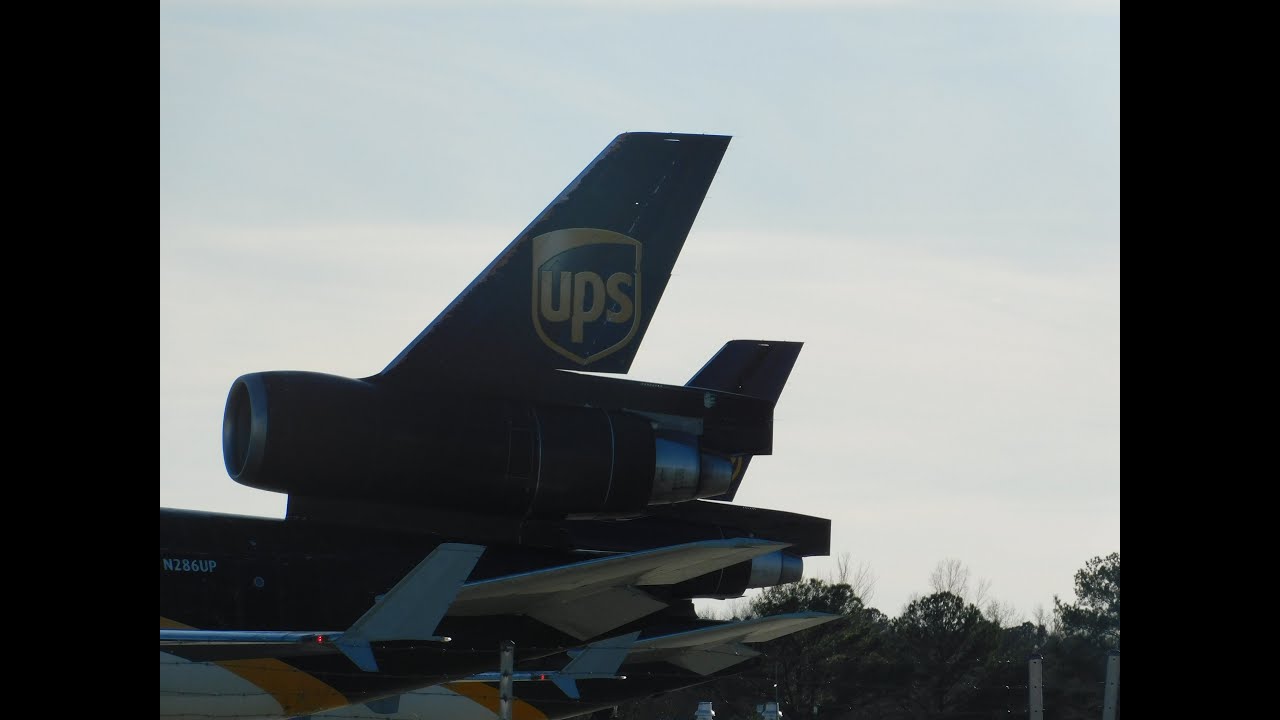 KCAE Late Afternoon Departures and Arrivals | KCAE Spotting #1 - YouTube