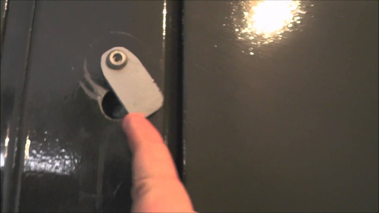 Outtake: FIlming 4 broken elevators without knowing - YouTube