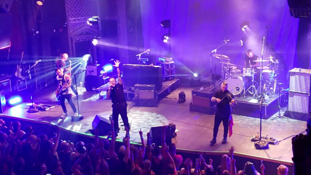Blue October - "Fear" [LIVE] - YouTube