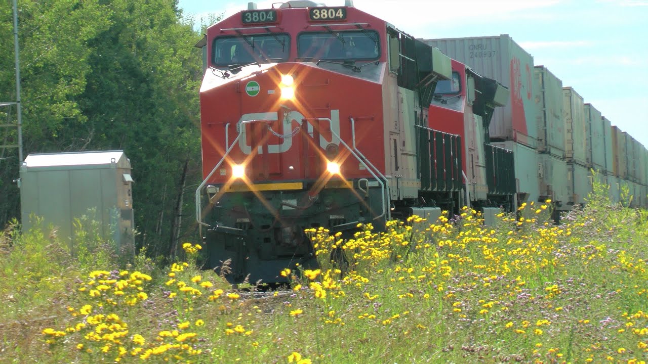 Breakdown, Train breaks down and needs a rescue - YouTube