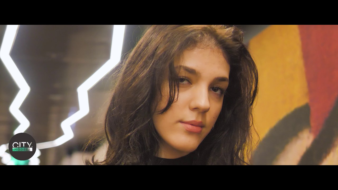 VIDEOBOOK- MODEL MARIA - citymodels.ro - YouTube