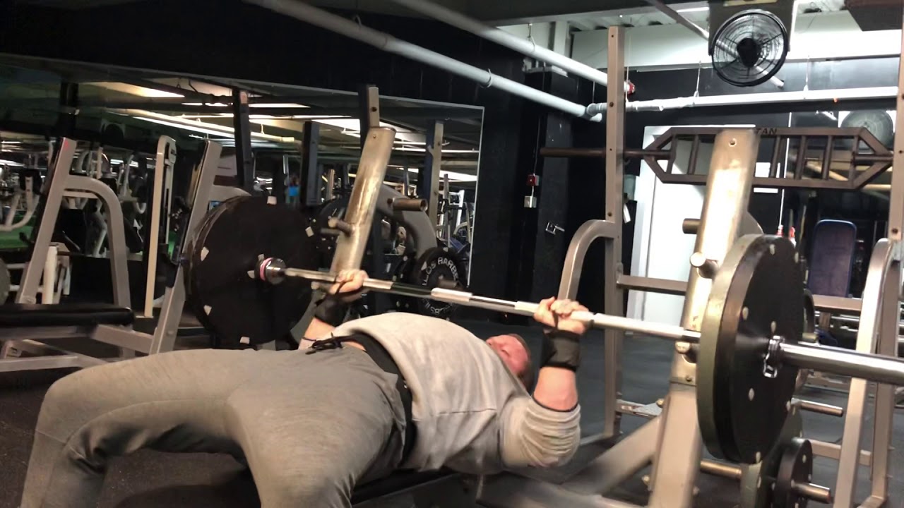 225 X 13. Flat bench - YouTube