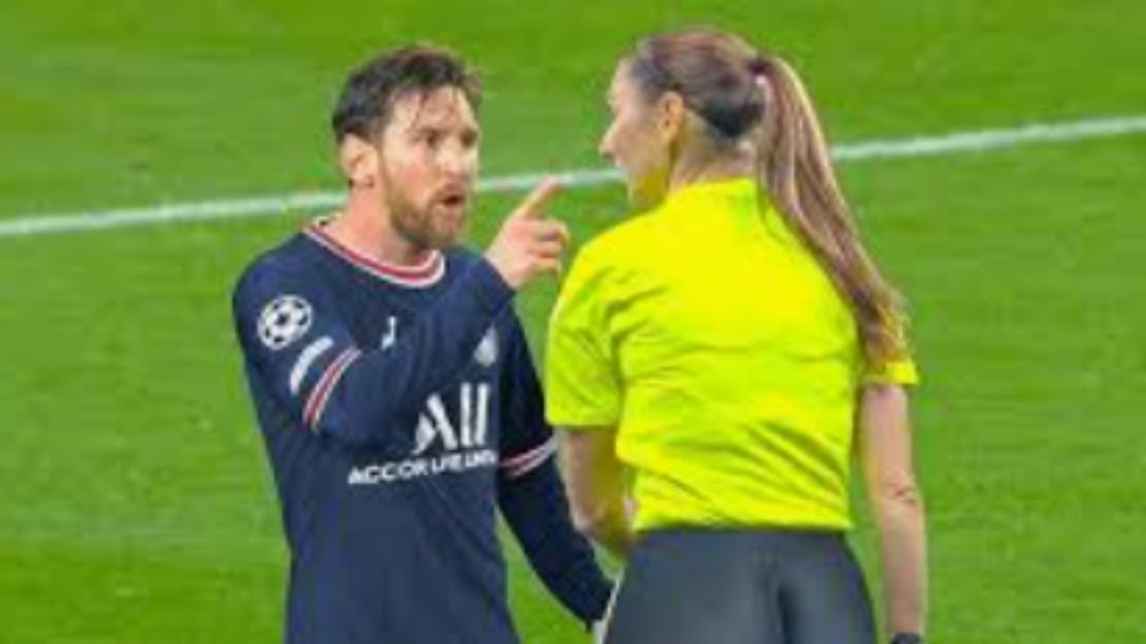 Male Players v. Female Referees - YouTube