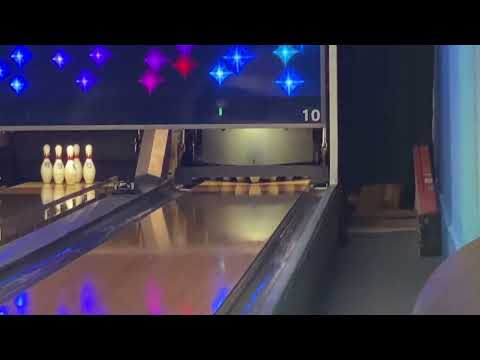 Brunswick Model A Pinsetter - YouTube