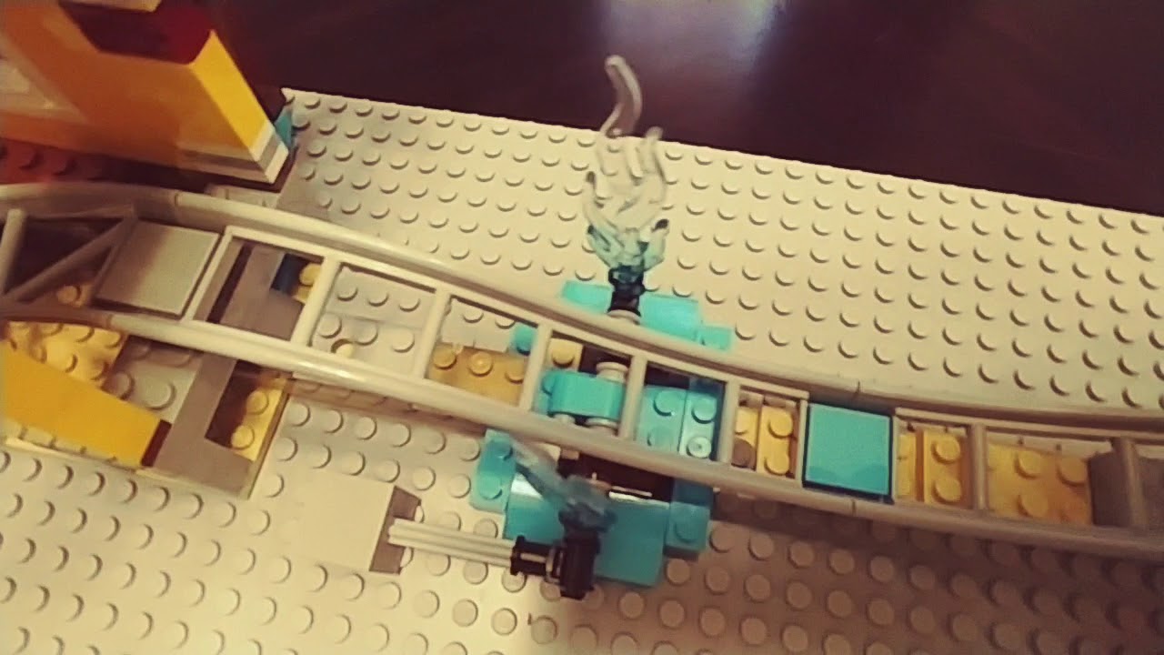 Showcasing Lego Set 31084 - YouTube