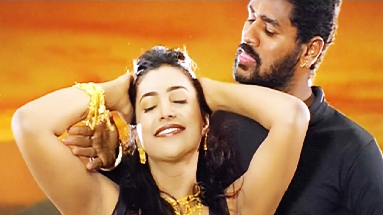 Karu Karu Karupayi Video Songs | Eazhaiyin Sirippil | Tamil Songs ...