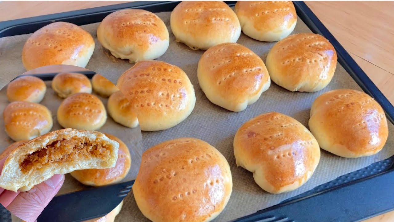 Soft and fluffy Pan de coco Filipino bread/Coconut bread - YouTube