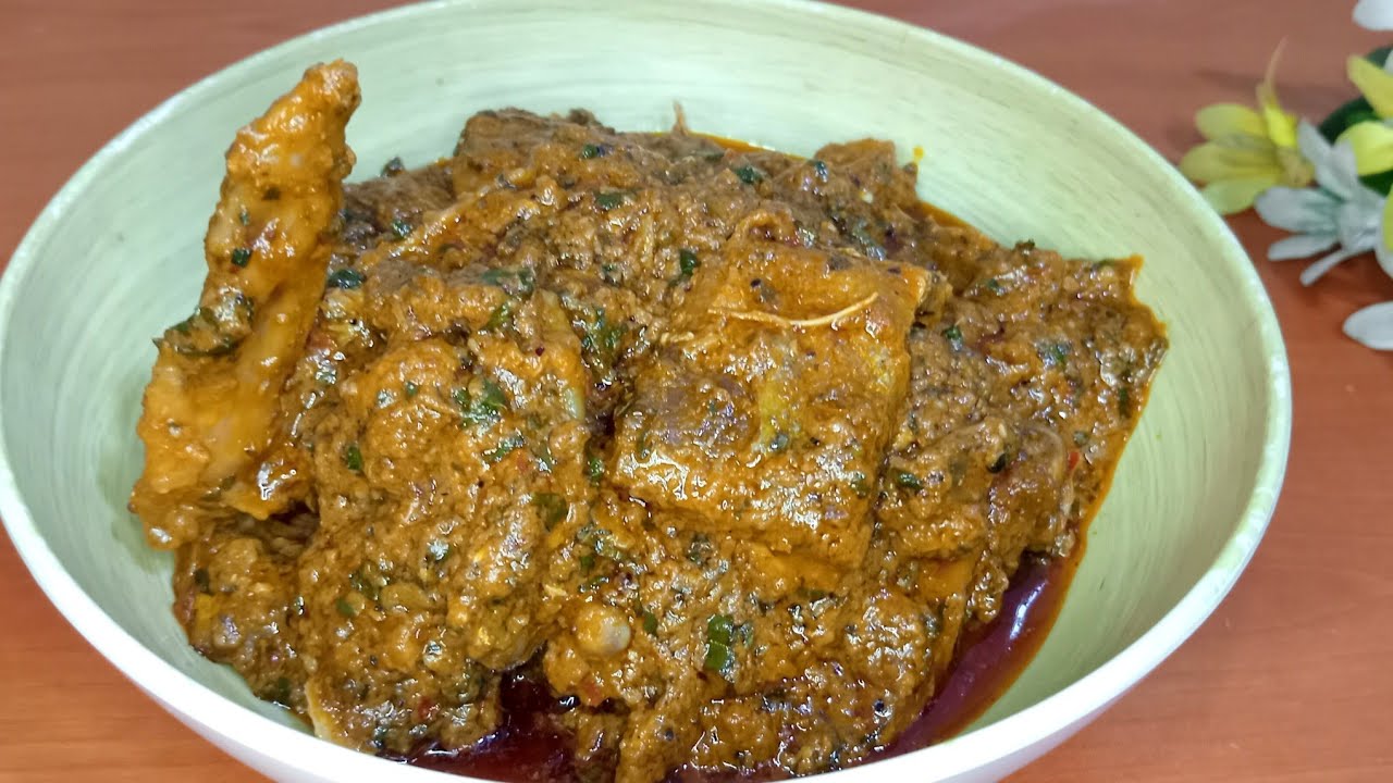 HOW TO COOK GROUNDNUT SOUP - YouTube