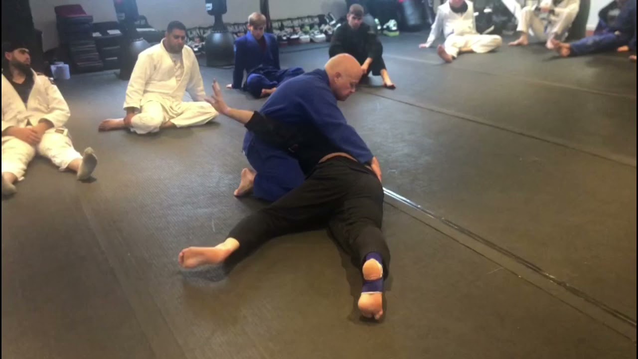 BJJ - Side Control Bottom - Underhooks to knees - YouTube