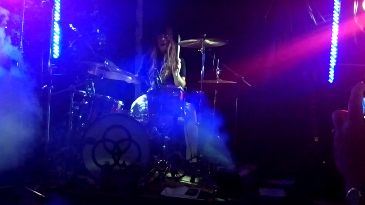 Bevan from Song Remains - Led Zeppelin Experience. 11/3/2017 - YouTube