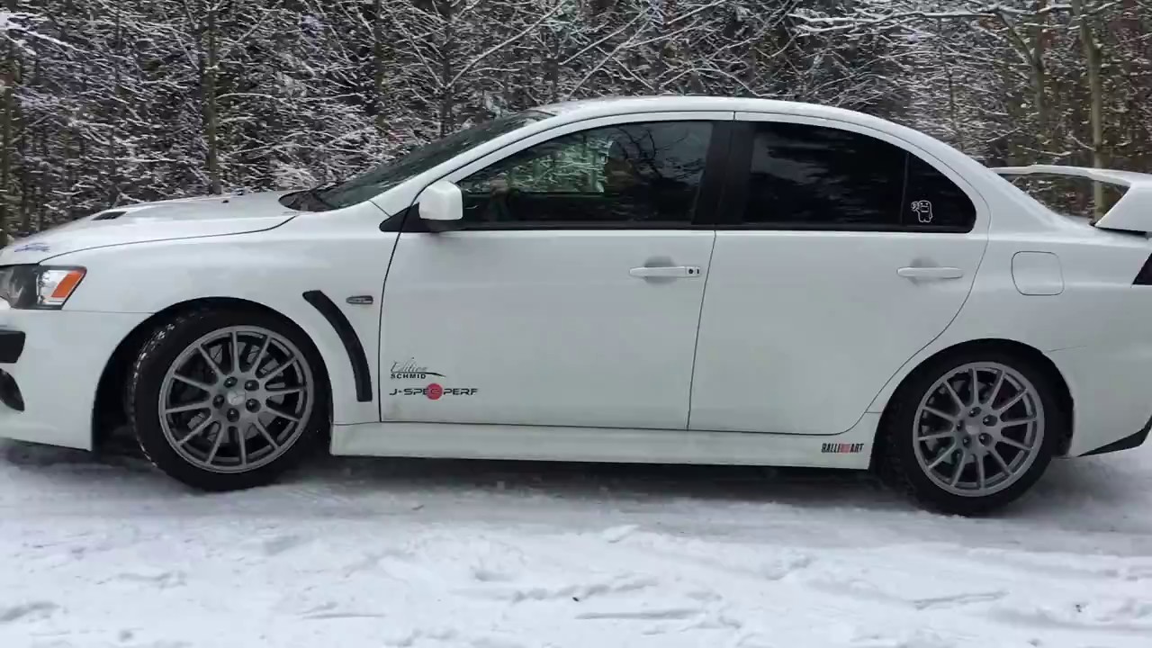 Evo X Fun in the Snow 3 - YouTube