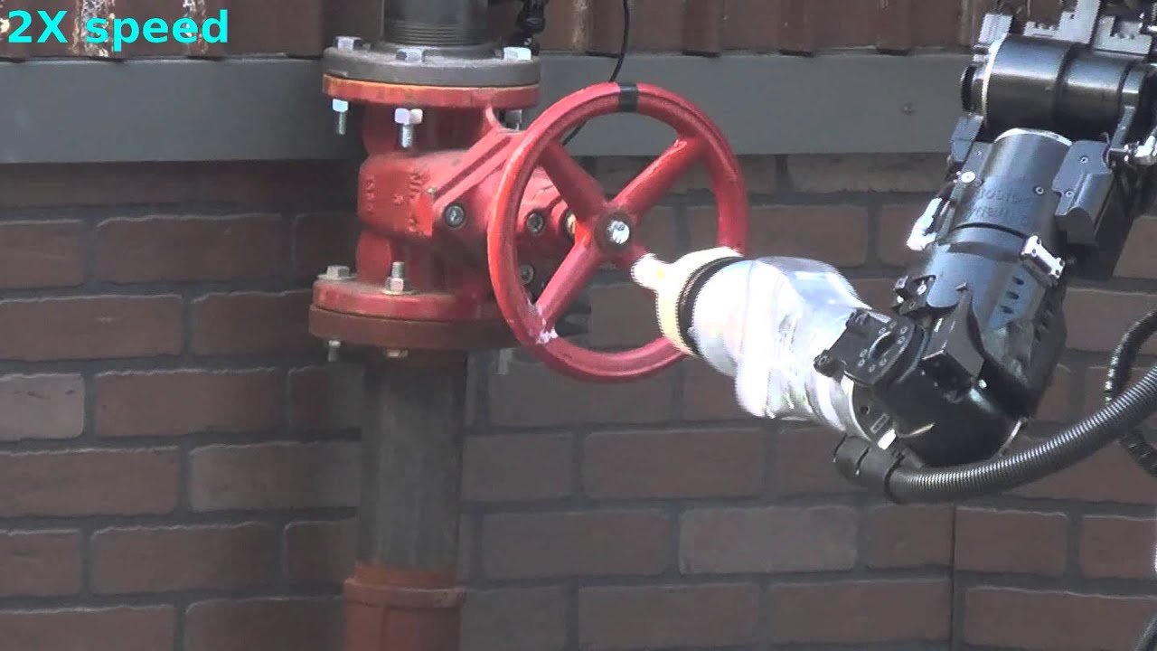 ATLAS turning a valve at DRC Finals - YouTube