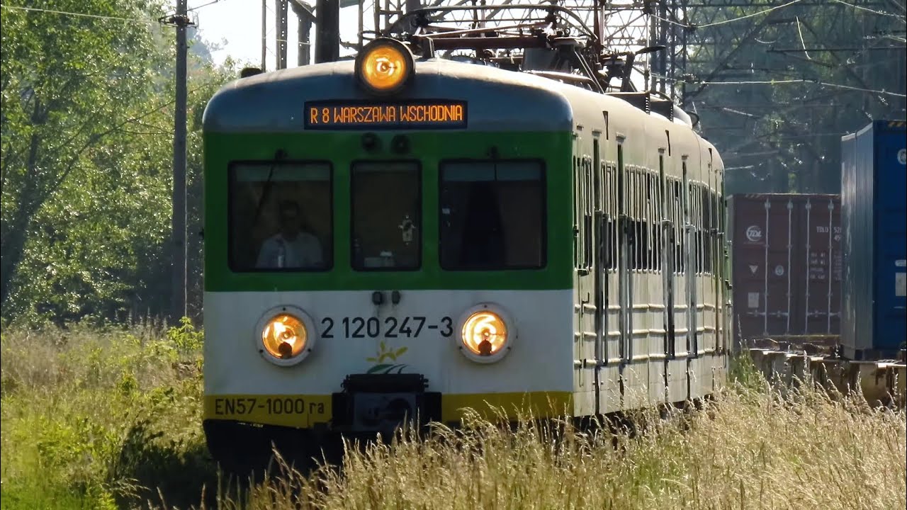 EN57-1000 i EN57-1397 na pięknej linii kolejowej nr 12 - YouTube