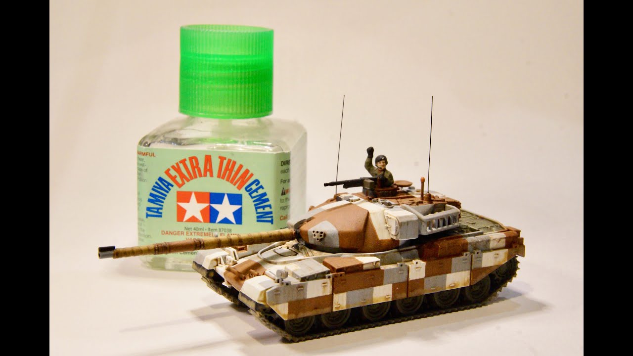 1:100 scale Berlin Brigade Chieftain Tank - YouTube