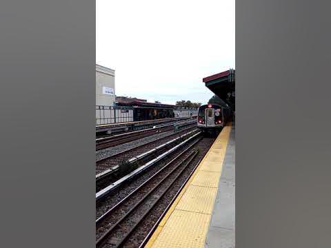 Coney Island Bound R160B Q train Brighton Beach Manhattan Bound R68A B express trains at Avenue ...