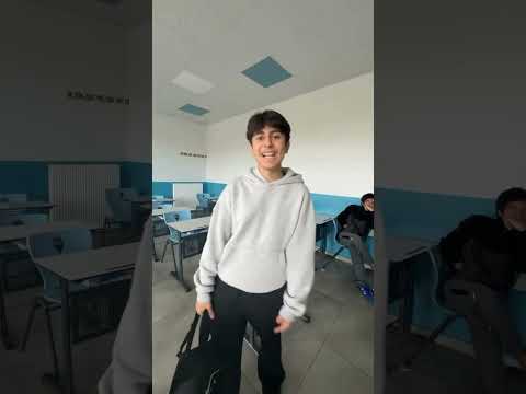 Bu yeni bir akım mı? #trend #trending #keşfet #öğrenci #okul #öğrenci #genç #dans #trendingshorts