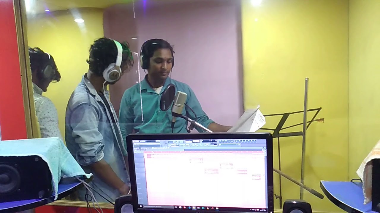 SBR Studio ka kalakar teeno Ek sath music director Shubham Raj singer ...