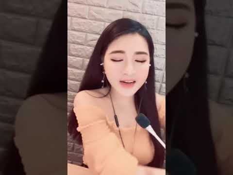 SINGING ON BIGO LIVE | STUNNING VOICE Bé Kem