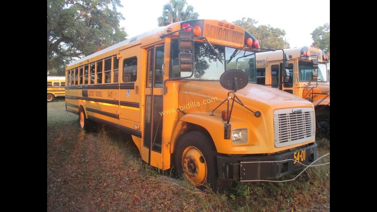 PUBLIC AUCTION: 2002 Thomas Built 65 Passenger School Bus Freightliner ...