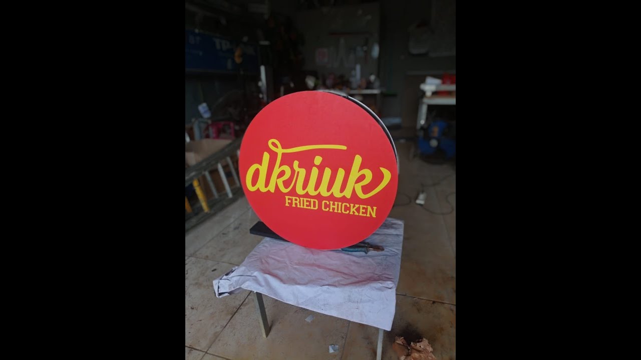 neonbox bulat diameter 60cm dkriuk ayam goreng panongan - YouTube
