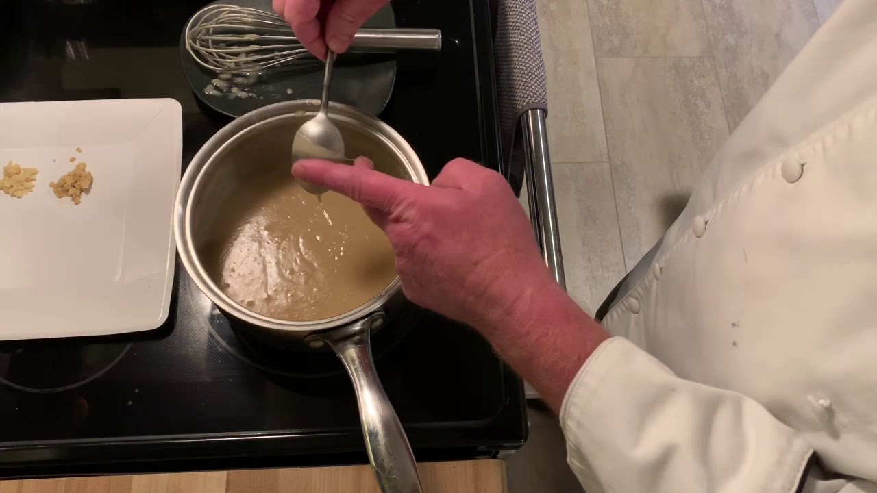 Roux and Velouté Basics - YouTube