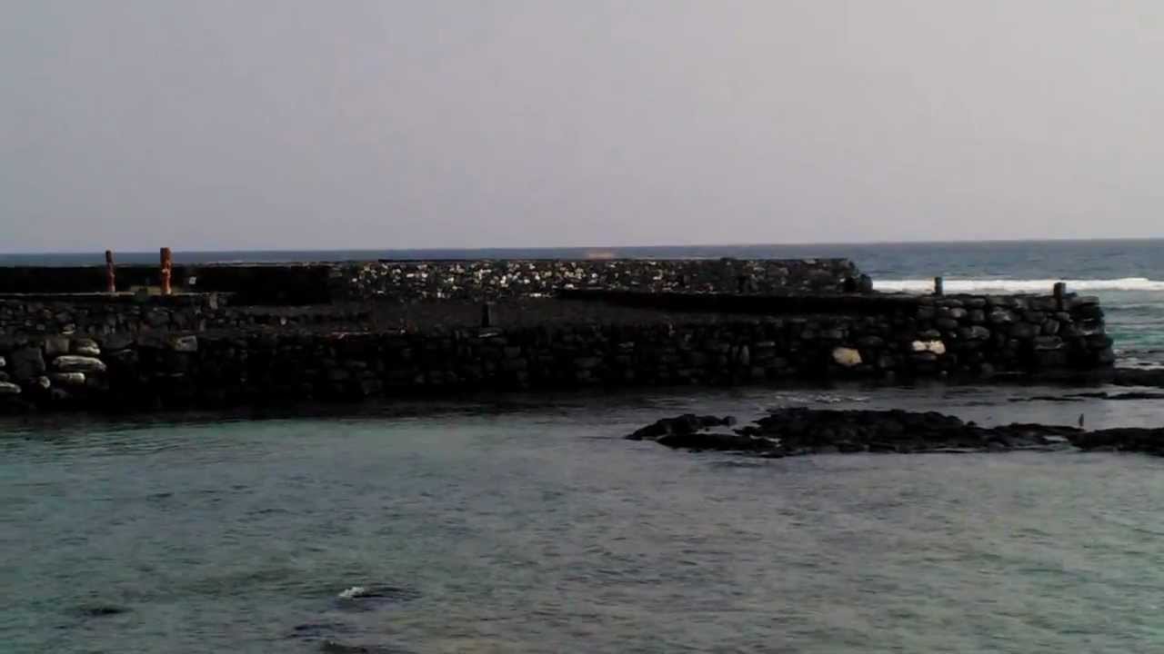 Keahou Bay shallow tide pools off of the veranda - YouTube