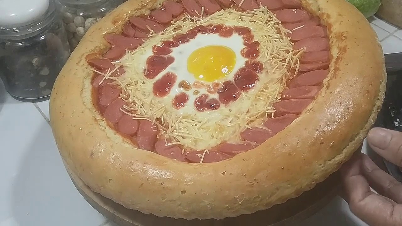 KULIT PIZZA DIKASIH BUMBU INI JADI GURIH KEMAKAN SEMUA - YouTube