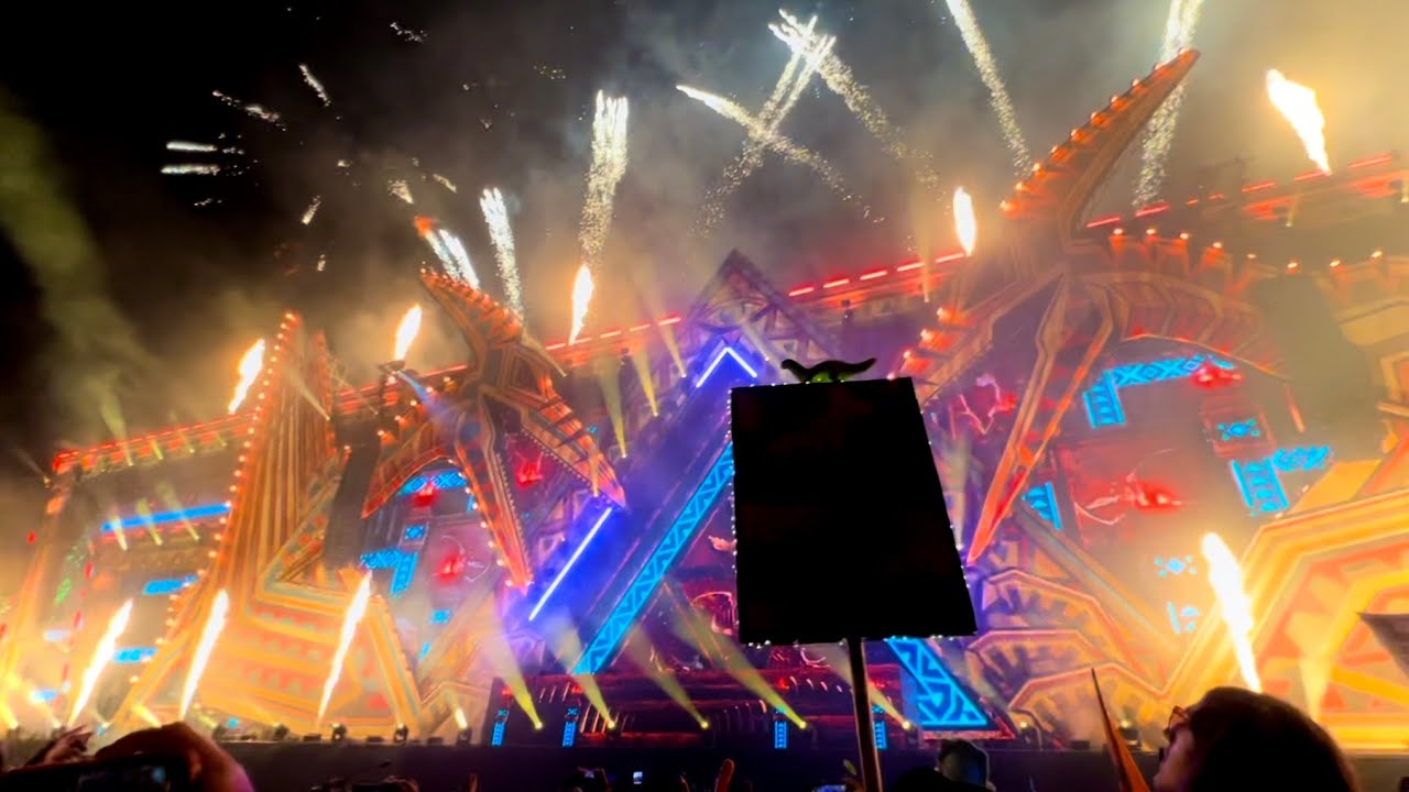 Excision @ Lost Lands Music Fest 2023 - Friday Night Set - YouTube