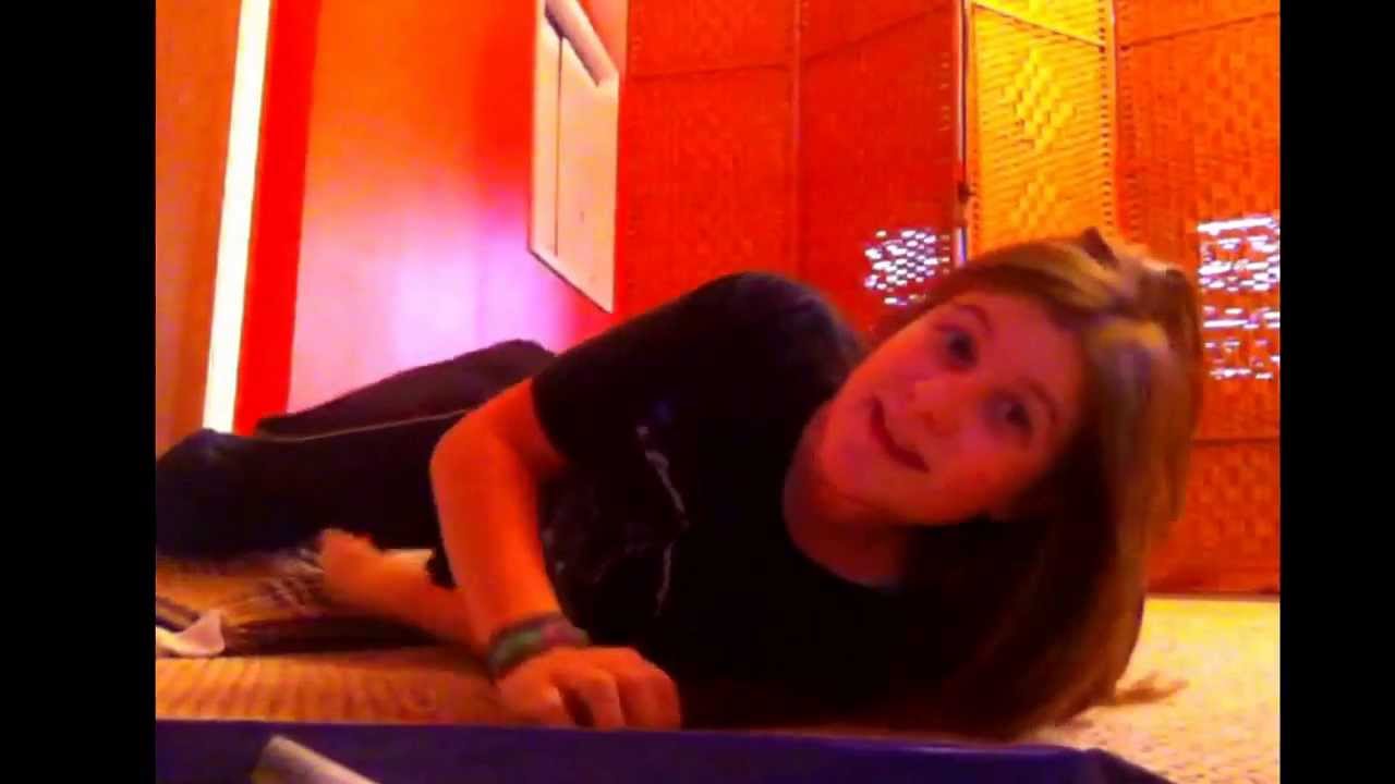 Splits with Caitlin !!! - YouTube