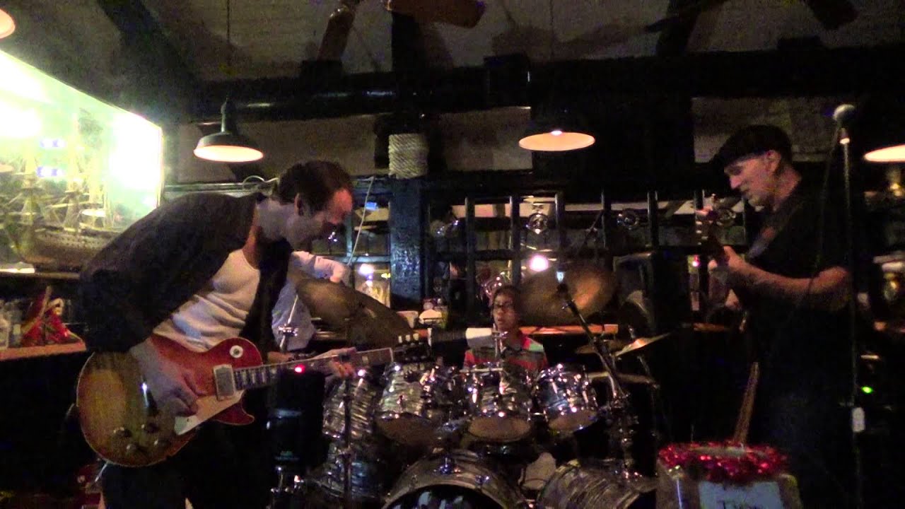 Crossroads Cover-Cream at The Olde Ship 11/15/14 - YouTube