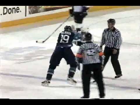 AHL Worcester-Utah hockey fight - Steve McLaren vs Mike Sgroi 11/20/03 ...