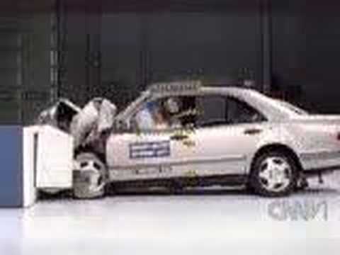 Mercedes E Class Crash Test - YouTube