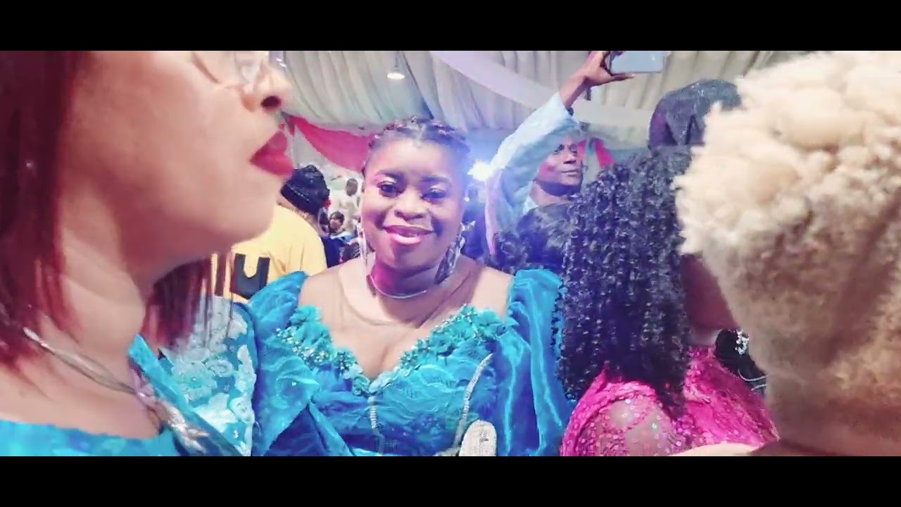 After 15years of Dating ....London Celeb Ayo Radical Publicly show love ...