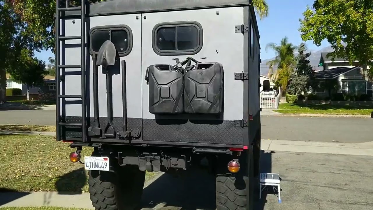 Inside Look At My First Unimog Build - YouTube