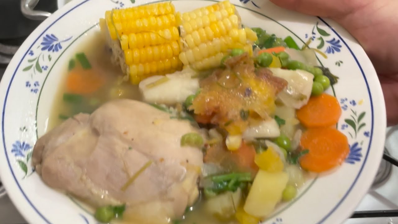 Sopa frango com banana terra (sopa pollo con patacones receita ...