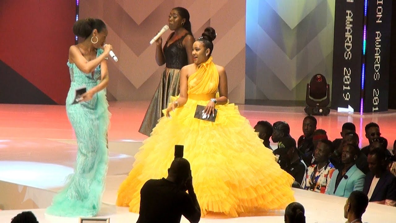PIA POUNDS ALUMIZA REMA NAMAKULA KU ABRYANZ STYLE AND FASHION AWARDS ...