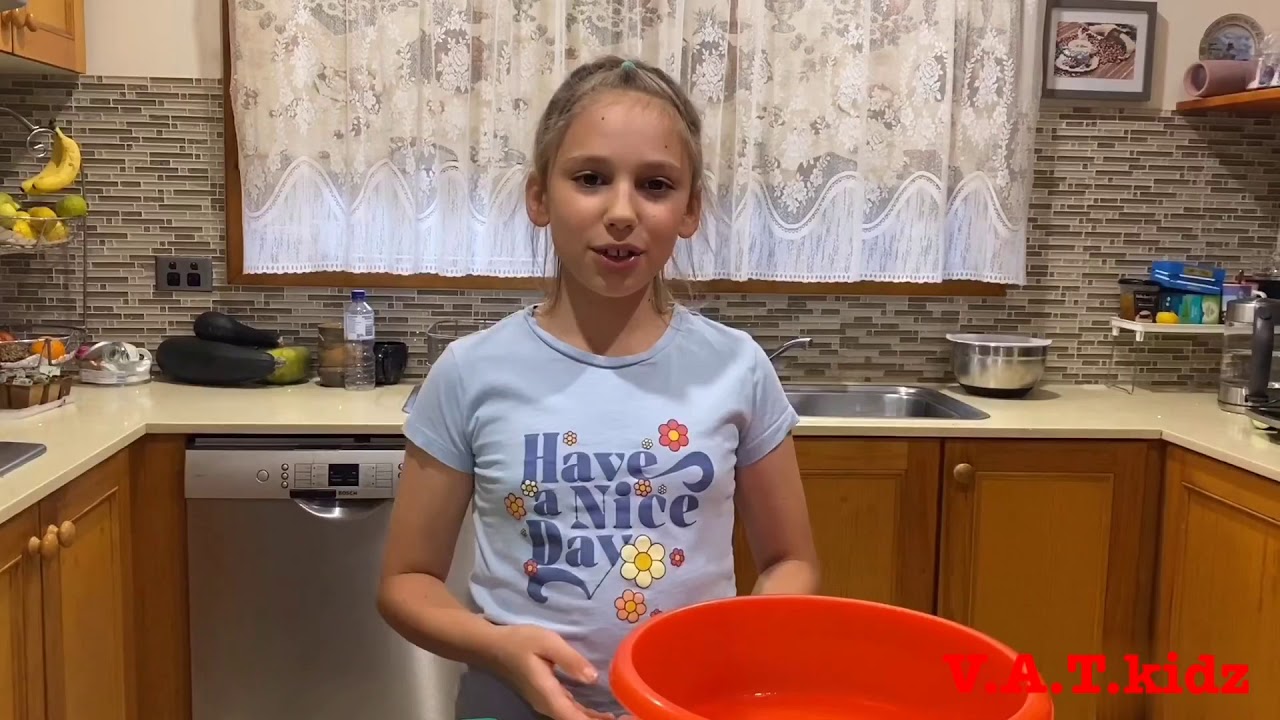 Make your own Rice paper rolls! - YouTube