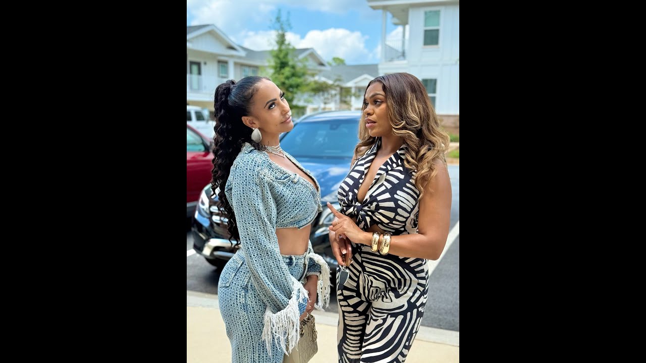 When Delicia asks Shayla whats up with Wayne! - YouTube