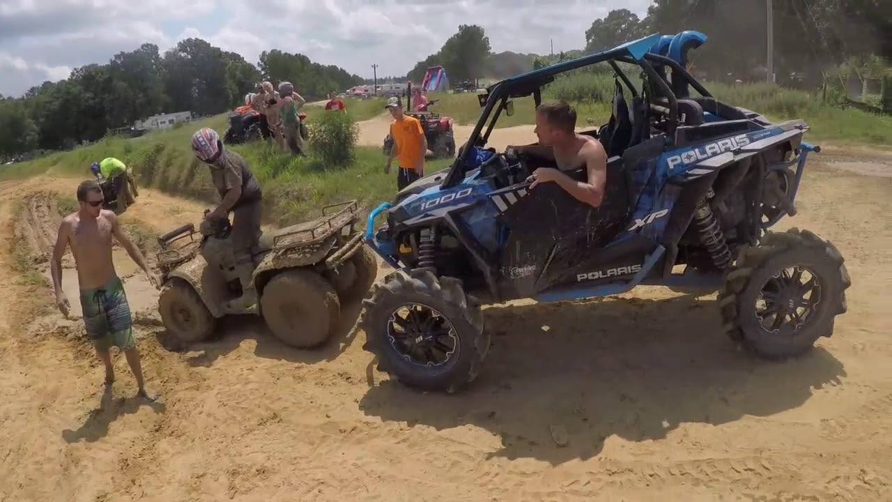 Unstuck!! & SxS Goes DEEP!! Outback ATV Park Back to School Bash 2017 ...