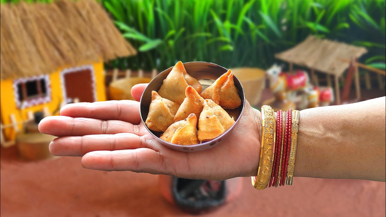 Miniature Samosa | Miniature Cooking | Samosa Recipe | The Mini Food ...