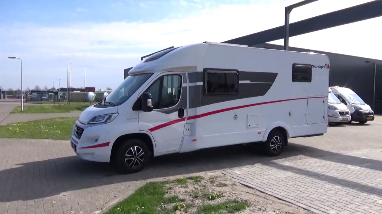 Sunlight T66 automaat - YouTube