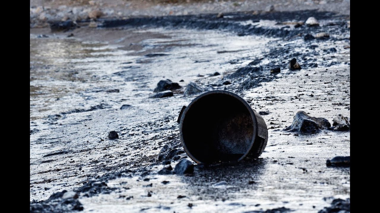 Massive Oil Spill Hits Gulf Of Mexico - YouTube